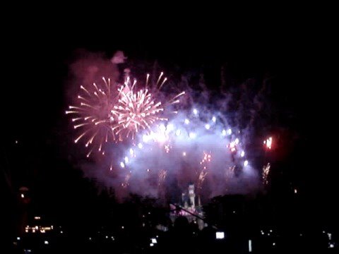 Miley Cyrus Sweet 16 Fireworks - YouTube