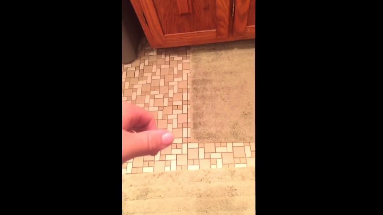 REAL EXPLOSIVE DIARRHEA NOISES check video 2 if no sound - YouTube