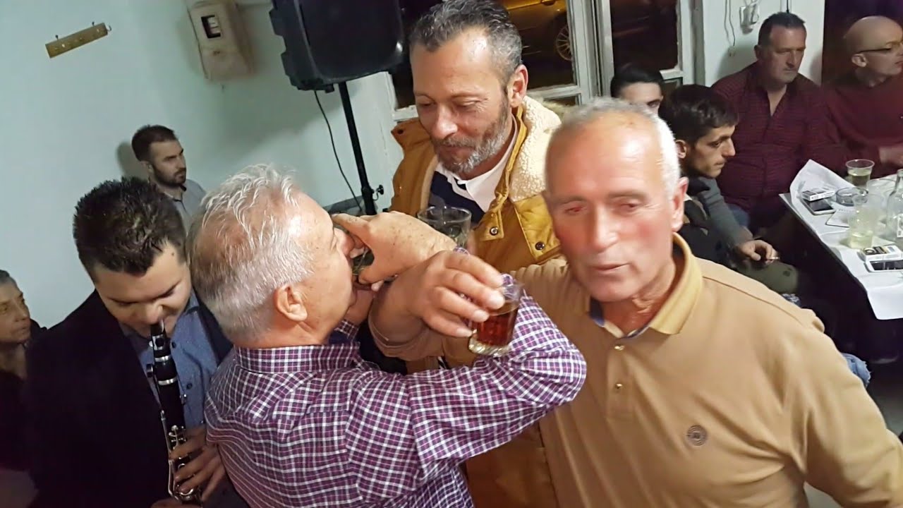 ΤΩΝ ΦΩΤΩΝ ΜΕ ΚΛΑΡΙΝΑ & ΜΕΡΑΚΙΑ ΣΤΟ ΔΑΜΑΣΟΥΛΙ (2020) - Γ. ΖΙΑΚΟΣ - Λ ...