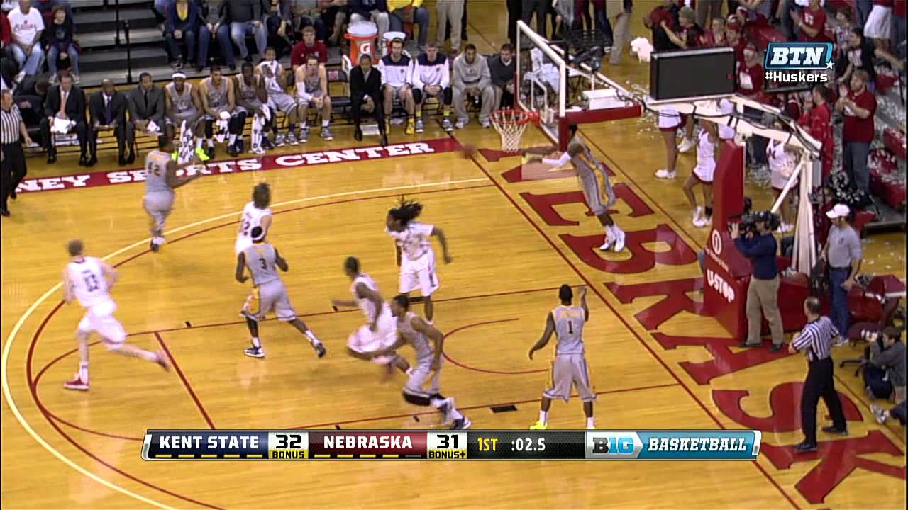 Dylan Talley Ends the First Half - YouTube