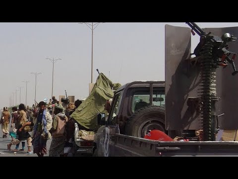 Clashes resume in Yemen's Hodeidah after Houthis say they're open to truce
