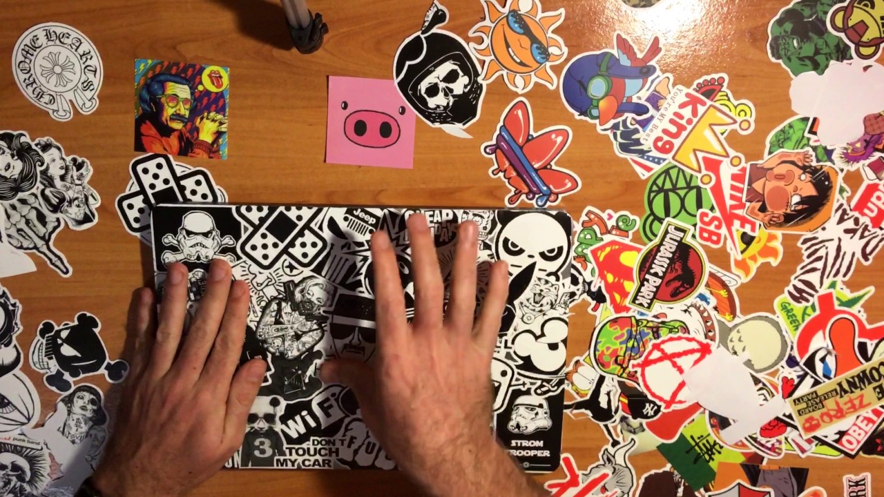Sticker bombing Macbook pro 2016 - YouTube