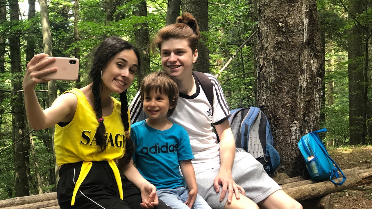 TRASEU MONTAN CU ANDRA GOGAN + un număr special de magie cu Iulian ...