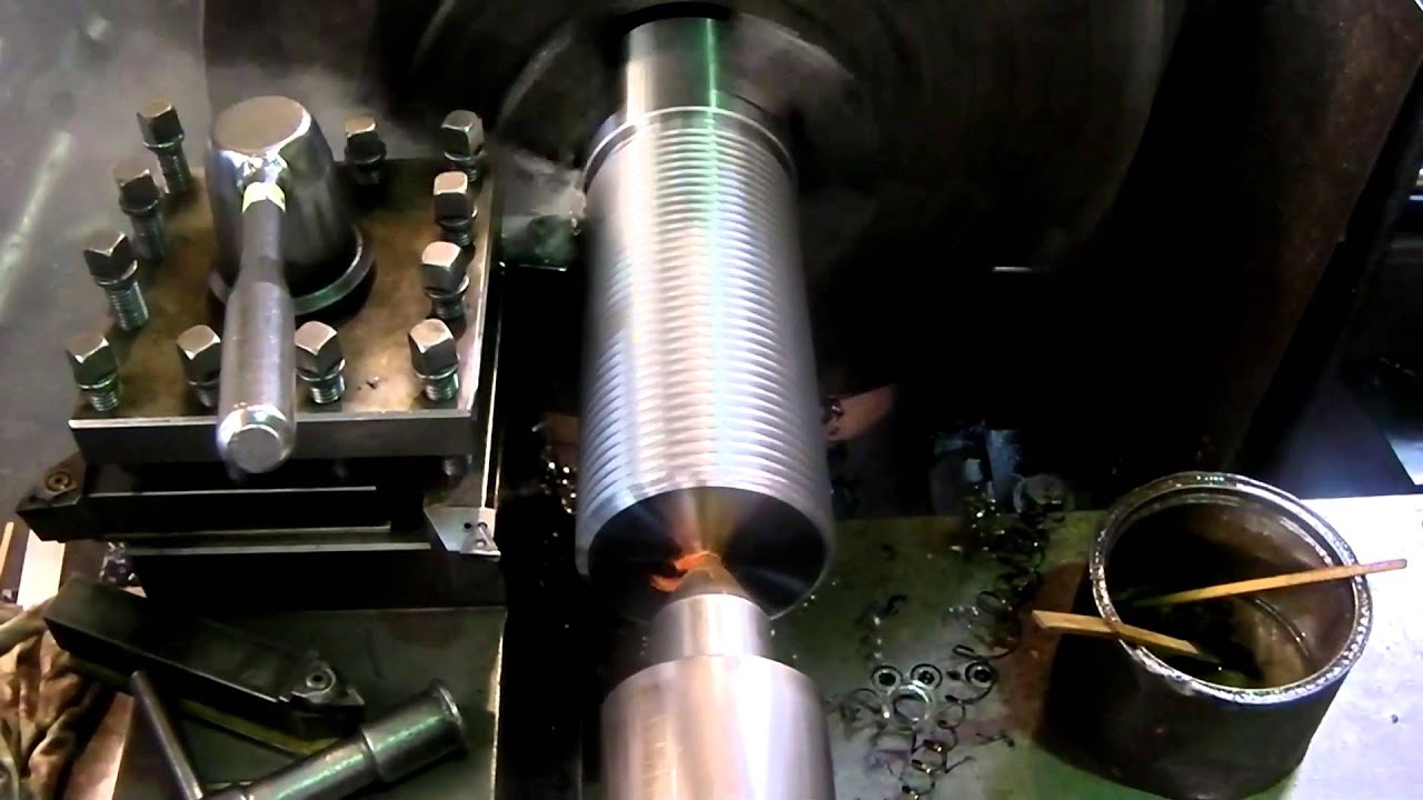 滝沢 TAKISAWA 汎用旋盤 TAL-650×3000 ねじ切り M100（ピッチ6） - YouTube
