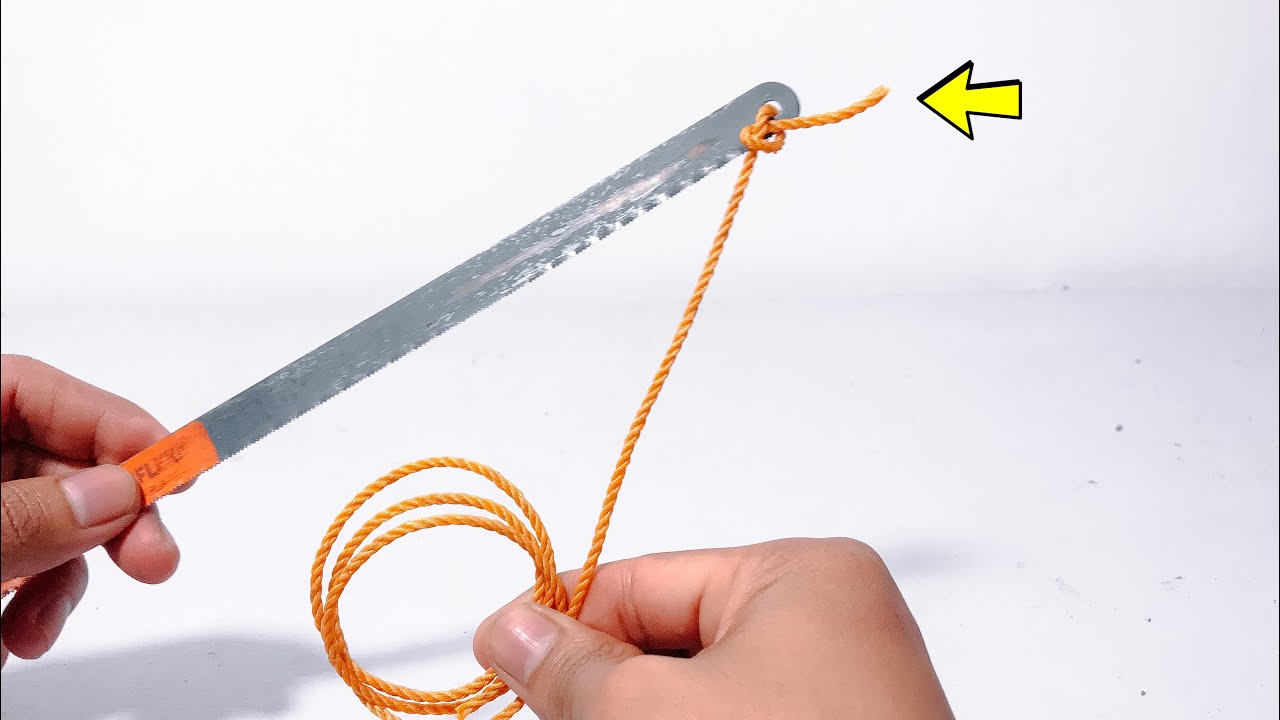 Tie a saw with a string like this, almost no one knows about this ...