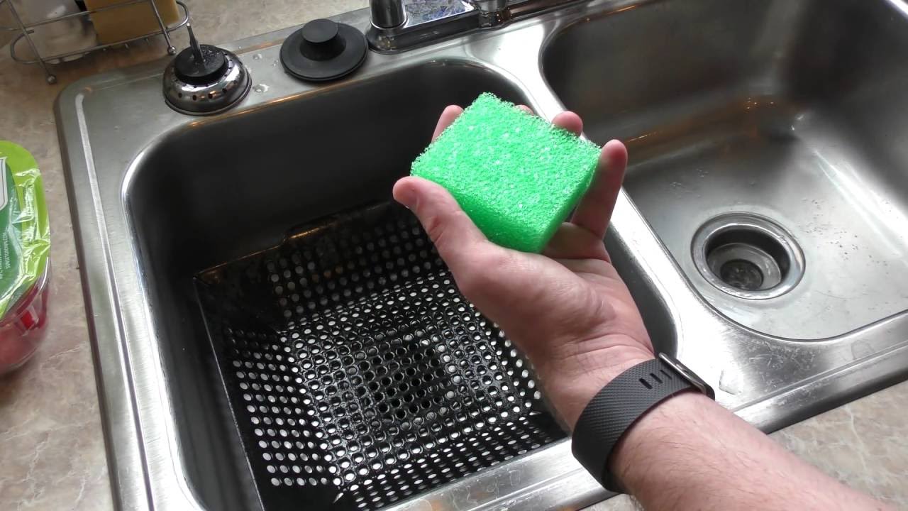 Scrub Daddy's Big Daddy Scrubber Honest Review! - YouTube