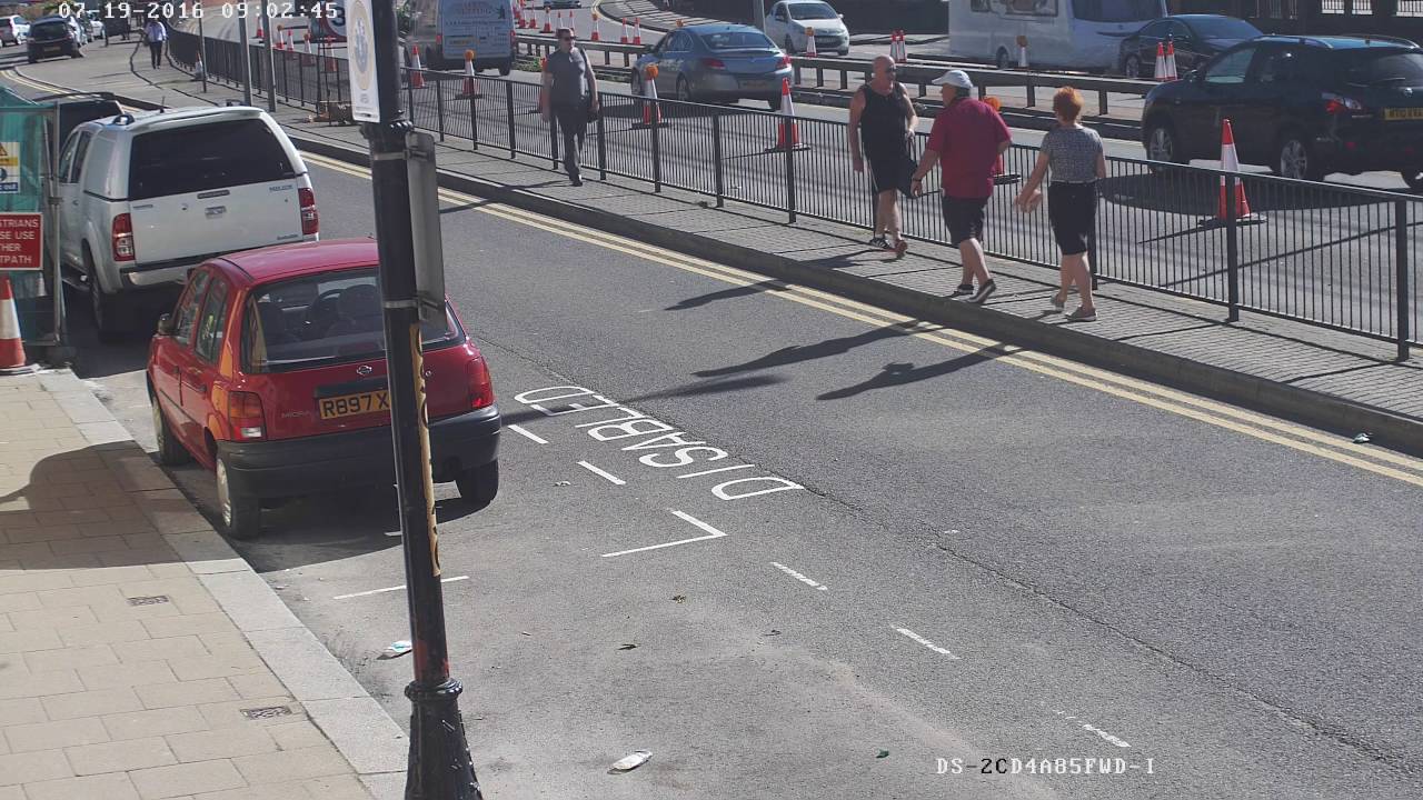 Hikvision 4K DS-2CD4A85F-I Sample Footage (Day and Night) - YouTube