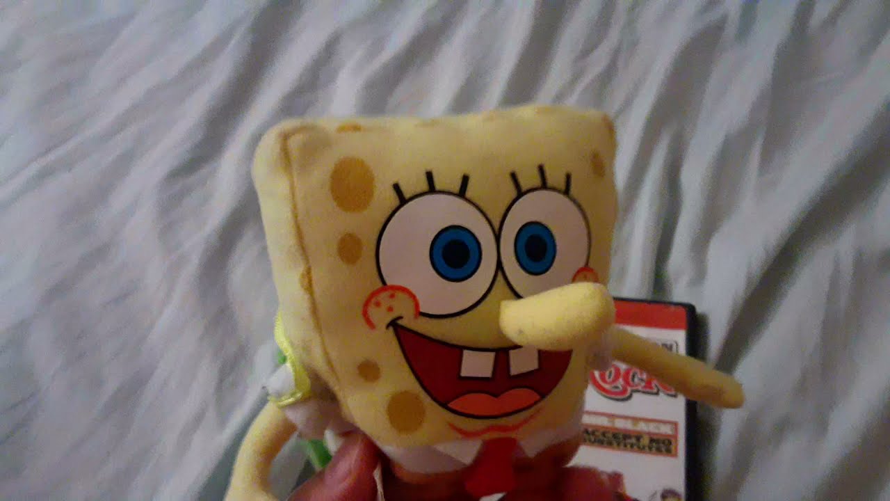 SpongeBob watches the Paramount DVD logo (Version 2) - YouTube