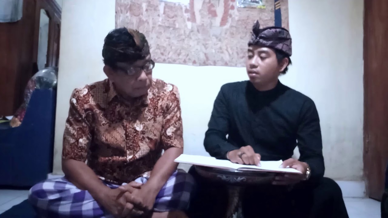 Kakawin Ajuna Wiwaha - Wirama Manda Malon - YouTube