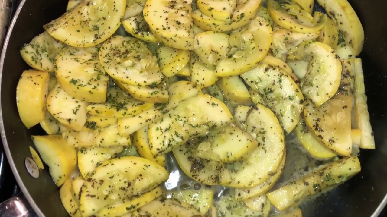 MY VEGAN YELLOW RICE WITH GOYA AND TURMERIC | VEGAN RECIPES - YouTube