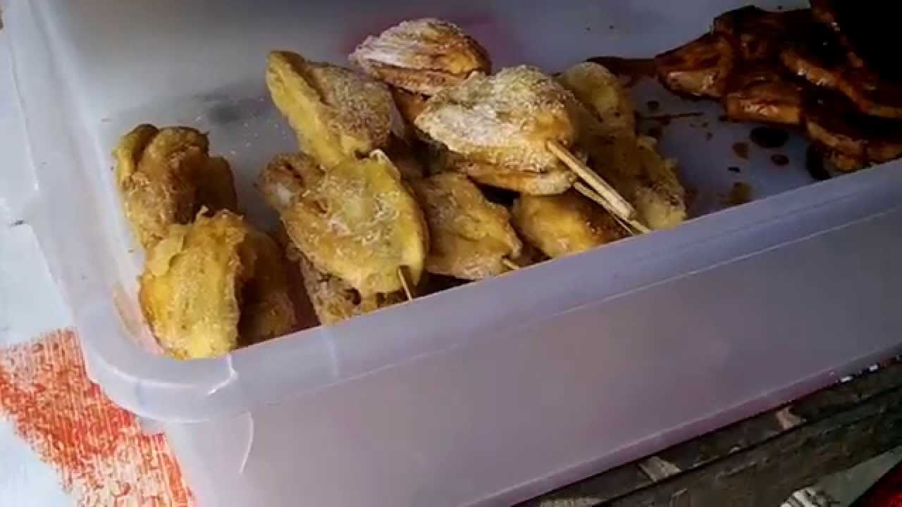 Hot and Crispy Saging Pinaypay (Fried Bananas), Cebu Philippines - YouTube