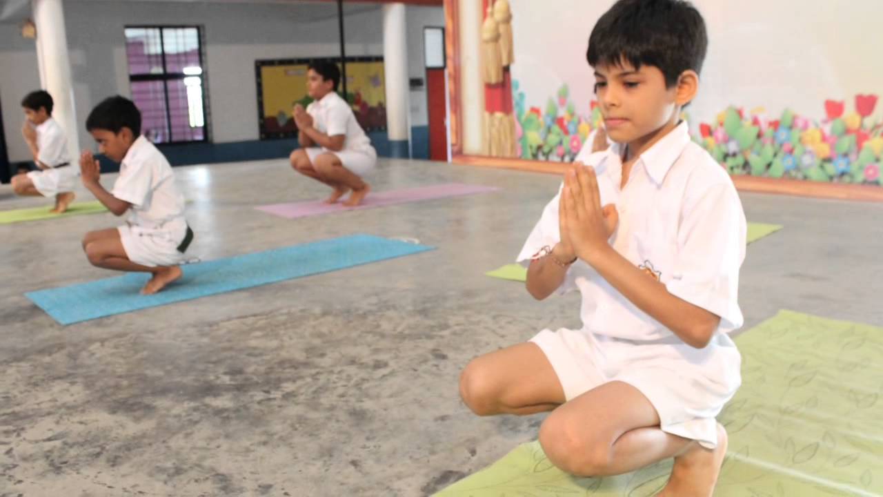 INTER HOUSE YOGA COMPETITION AT DPS TAPI - YouTube