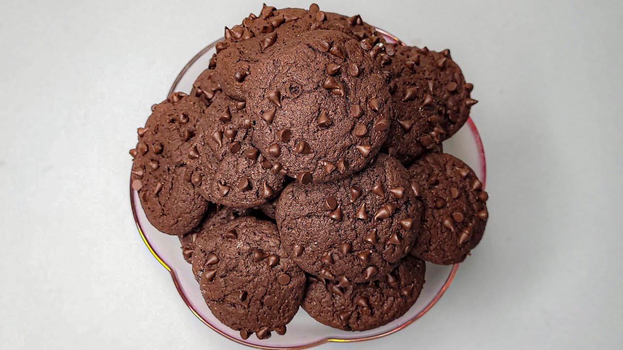 Step-by-Step Recipe for Easy Chocolate Chip Cookies - YouTube