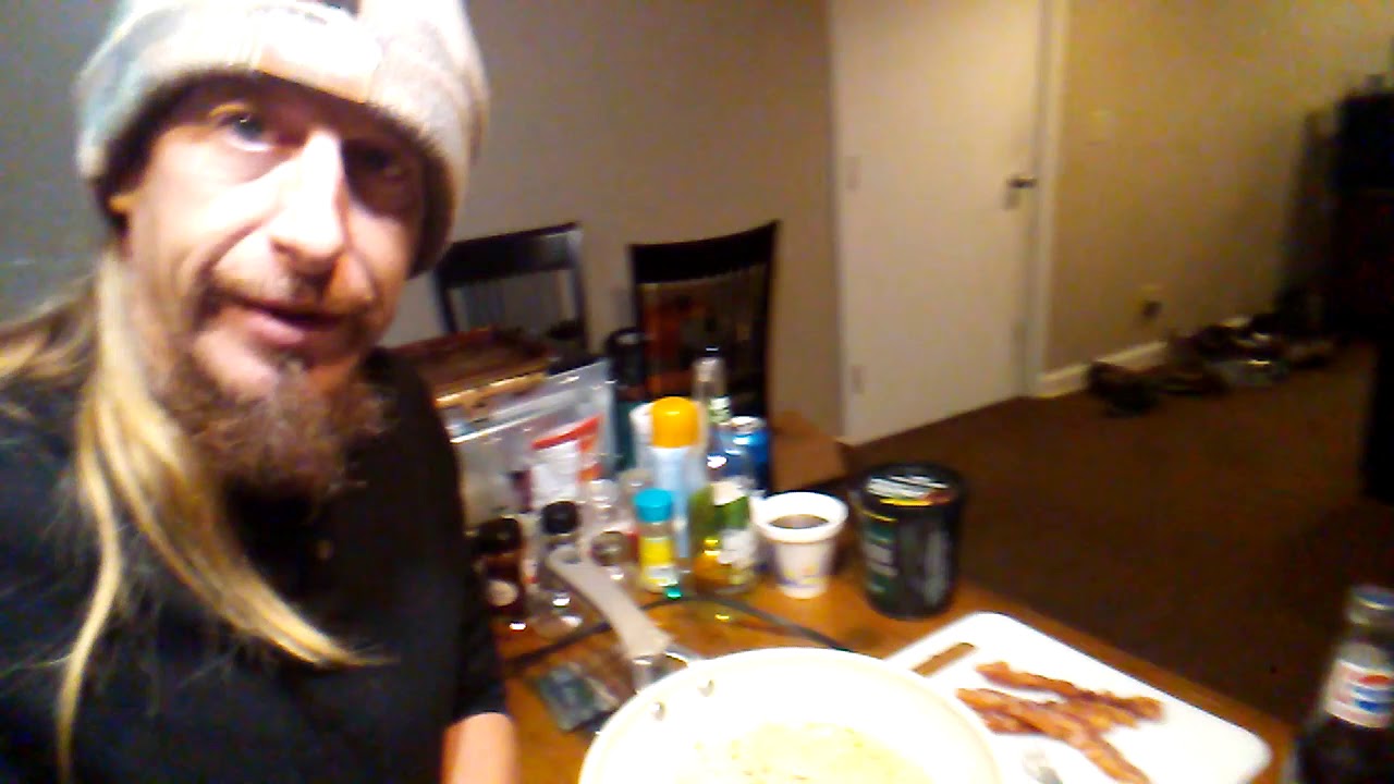Breakfast With T-Rail The Redneck !! - YouTube