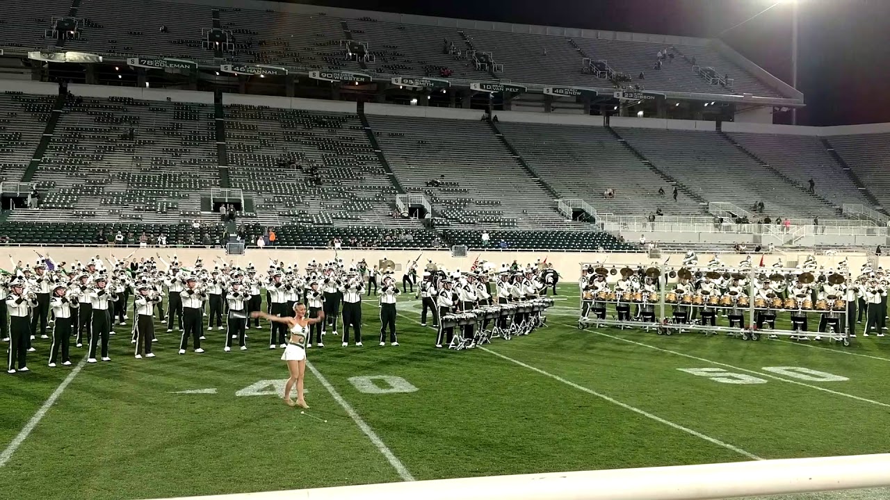 MSU Spartan Marching Band - "Everybody's Everything" - YouTube