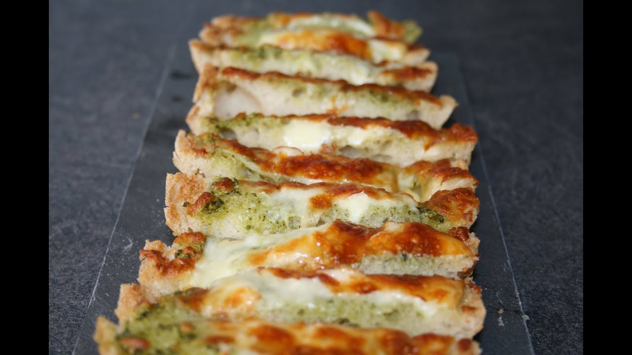 Garlic bread facile - Pain à l'aïl et mozzarella 🇺🇸 - YouTube