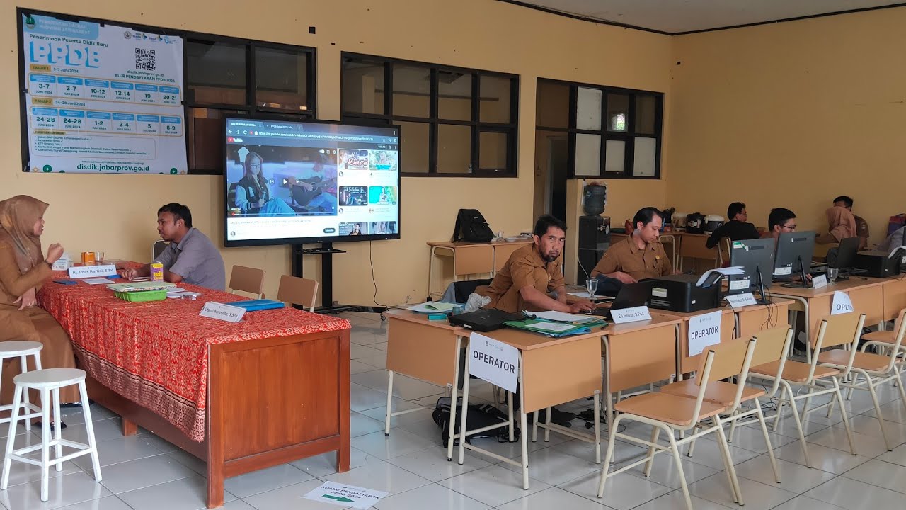 LIVE PPDB SMAN 15 GARUT || Hari Pertama - YouTube