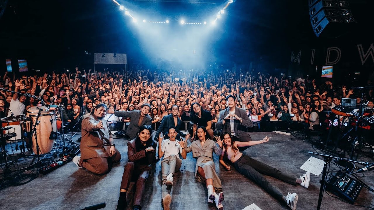 Ben and Ben live in tour 2022 at Midway Music Hall Edmonton Alberta ...