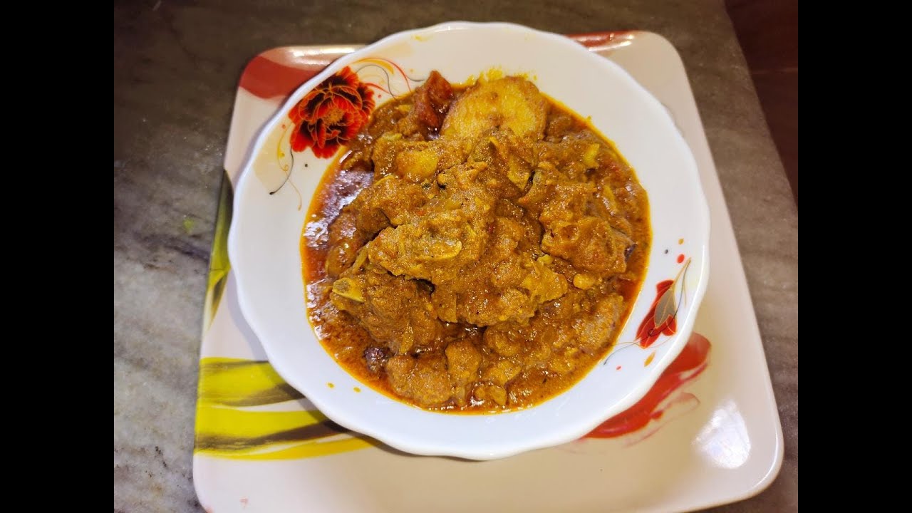 Alu Deye Kochi Pathar Kosha Mansho - YouTube