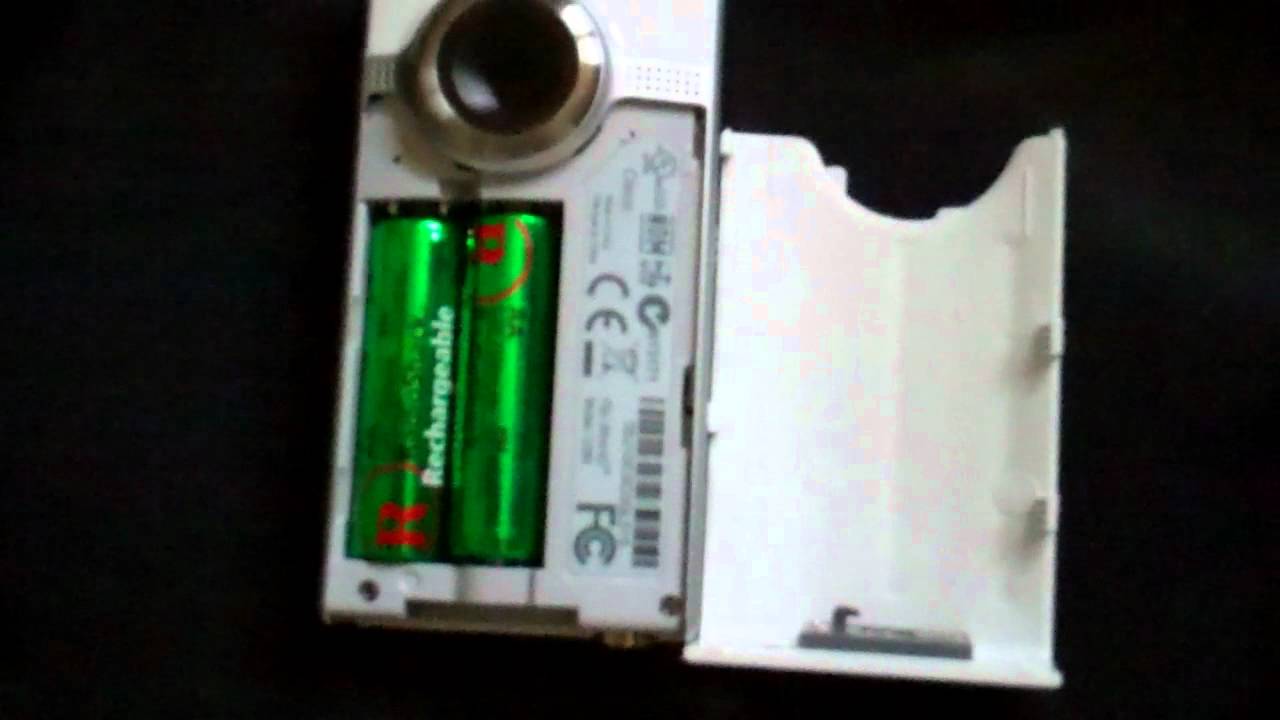 Flip Ultra video camera charging system - YouTube