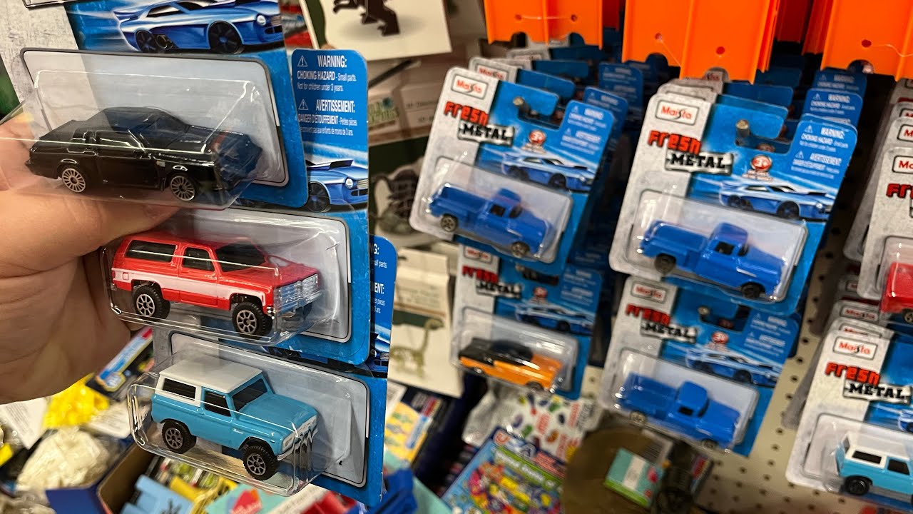 Maisto diecast Hunting at dollar tree !! - YouTube