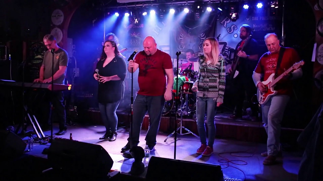 Counting Blue Cars Curious Crow Live Cover - YouTube