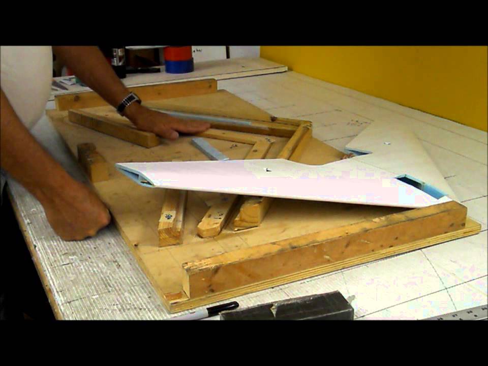 CNC-HP-WING Build Jig - YouTube