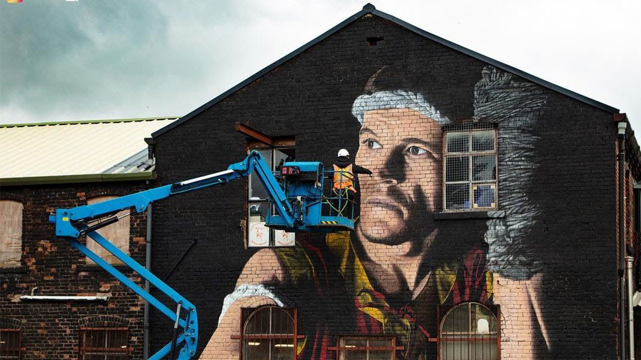 Akse P19: Mural of Kru Steven Moore - YouTube