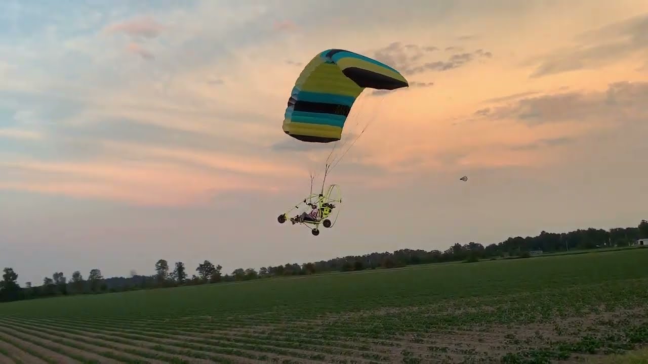 Buckeye Dragonfly powered parachute - YouTube