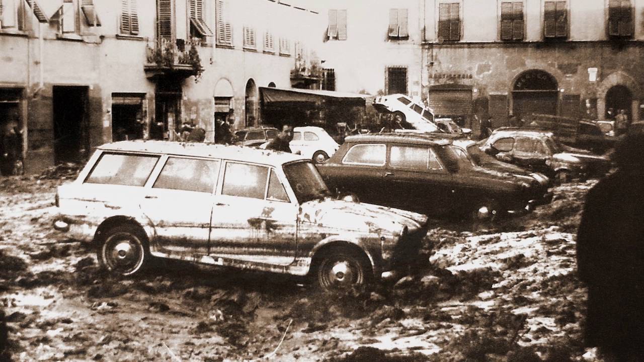 Miriam Maria Santucci - ALLUVIONE 1966 - YouTube