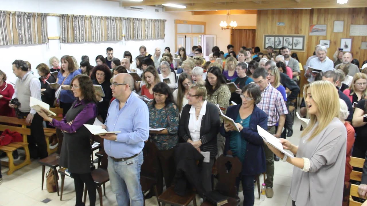 Cymanfa Ganu Madryn 2015 - YouTube