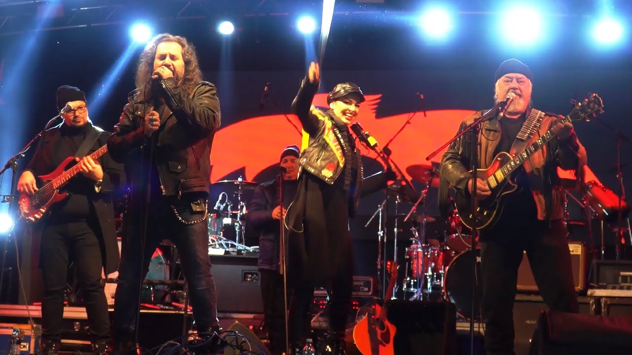 Phoenix - Rock for Life - Flight Festival - Timișoara 2023 - YouTube