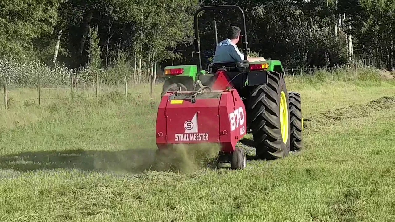 B70 Round Baler - YouTube