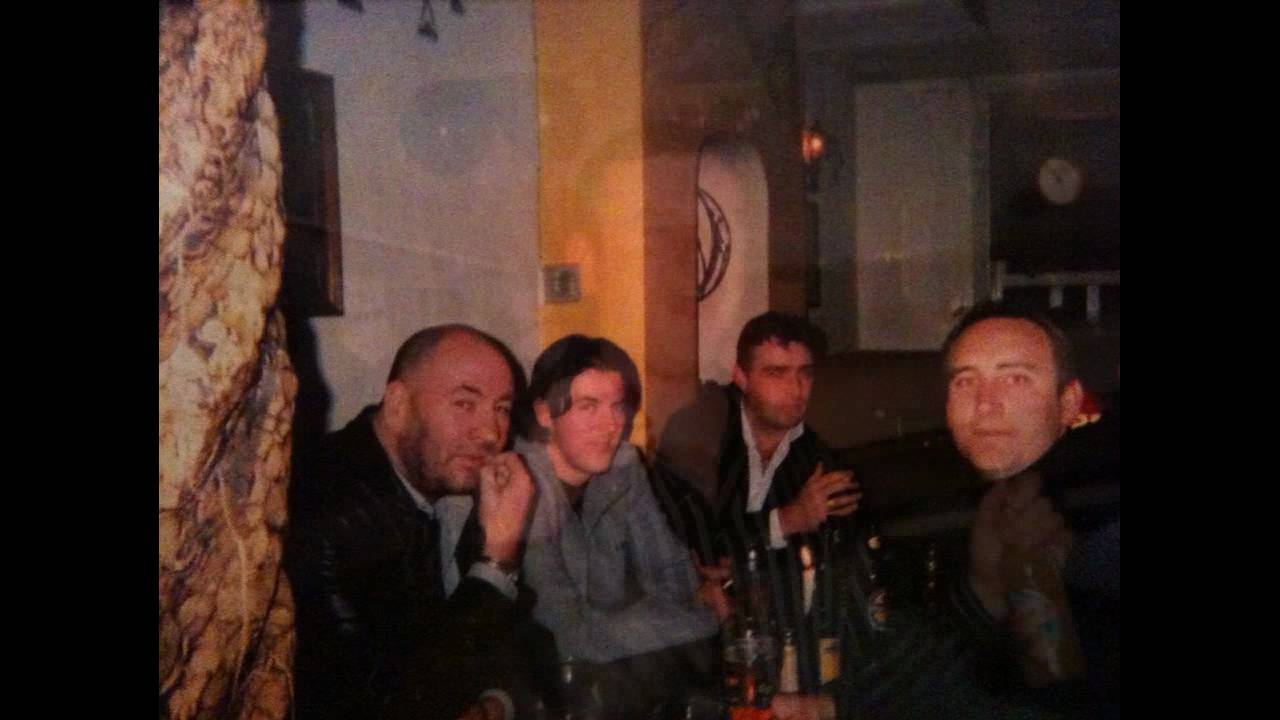 Redz Bar Drogheda 1990's - YouTube