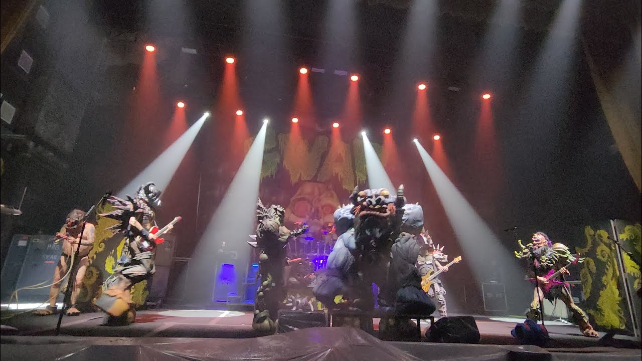 GWAR LIVE full set front row - YouTube