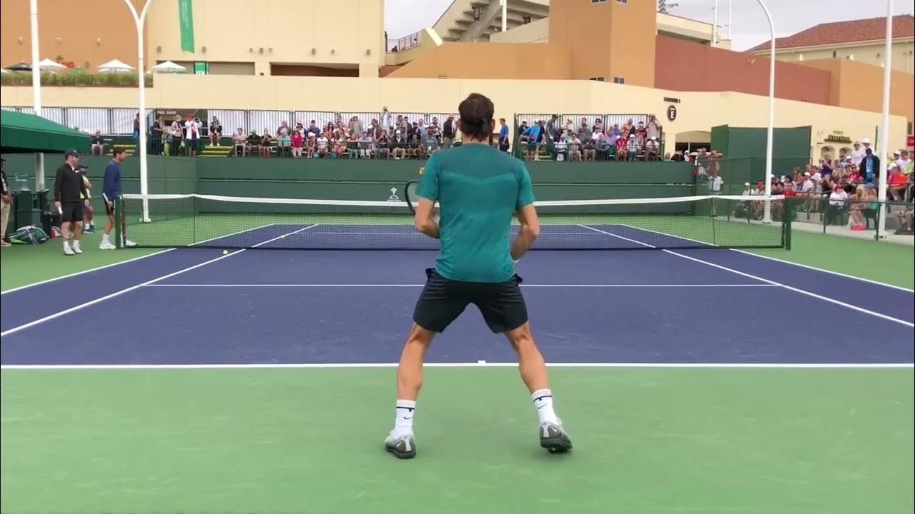 フェデラーのバックスライス（スロー）後ろからの映像/ Roger Federer Backhand Slice Slow Motion Court Level - YouTube