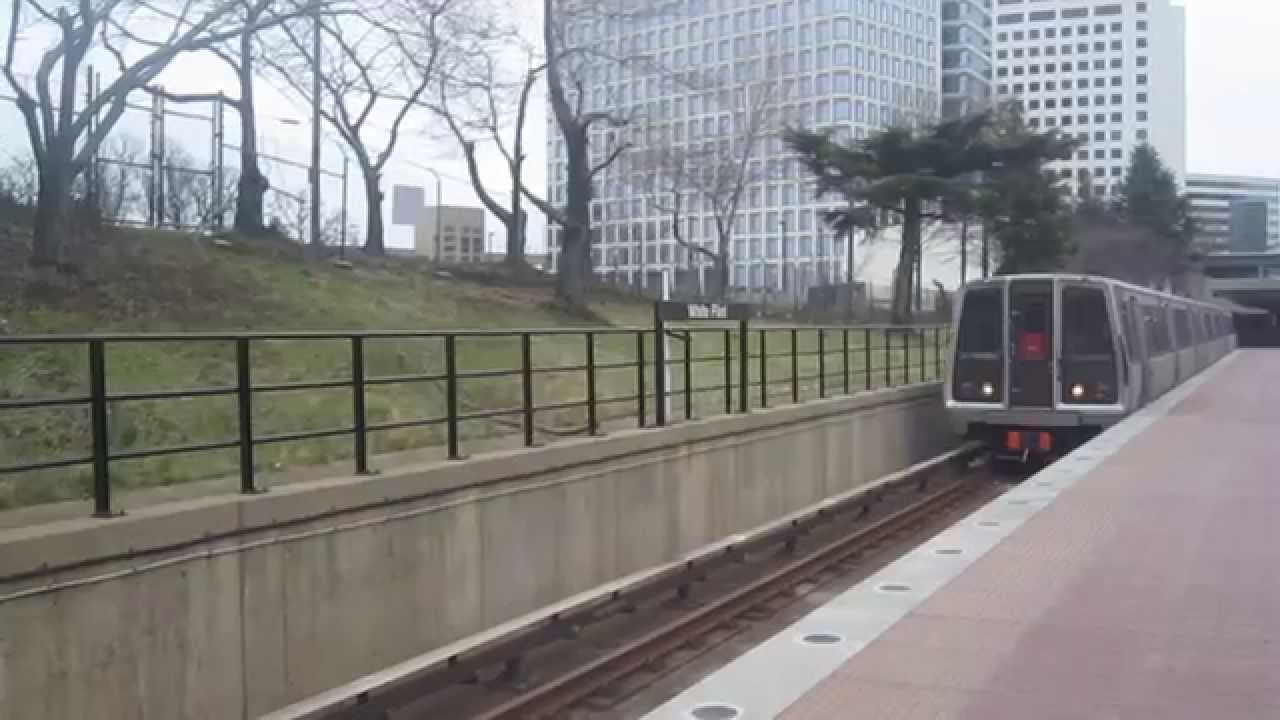 DC Metro (WMATA): 6 Cars train to Shady Grove at White Flint - YouTube