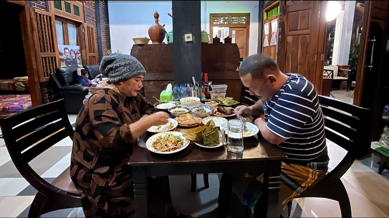 Ningsih Tinampi sedang live sekarang! - YouTube