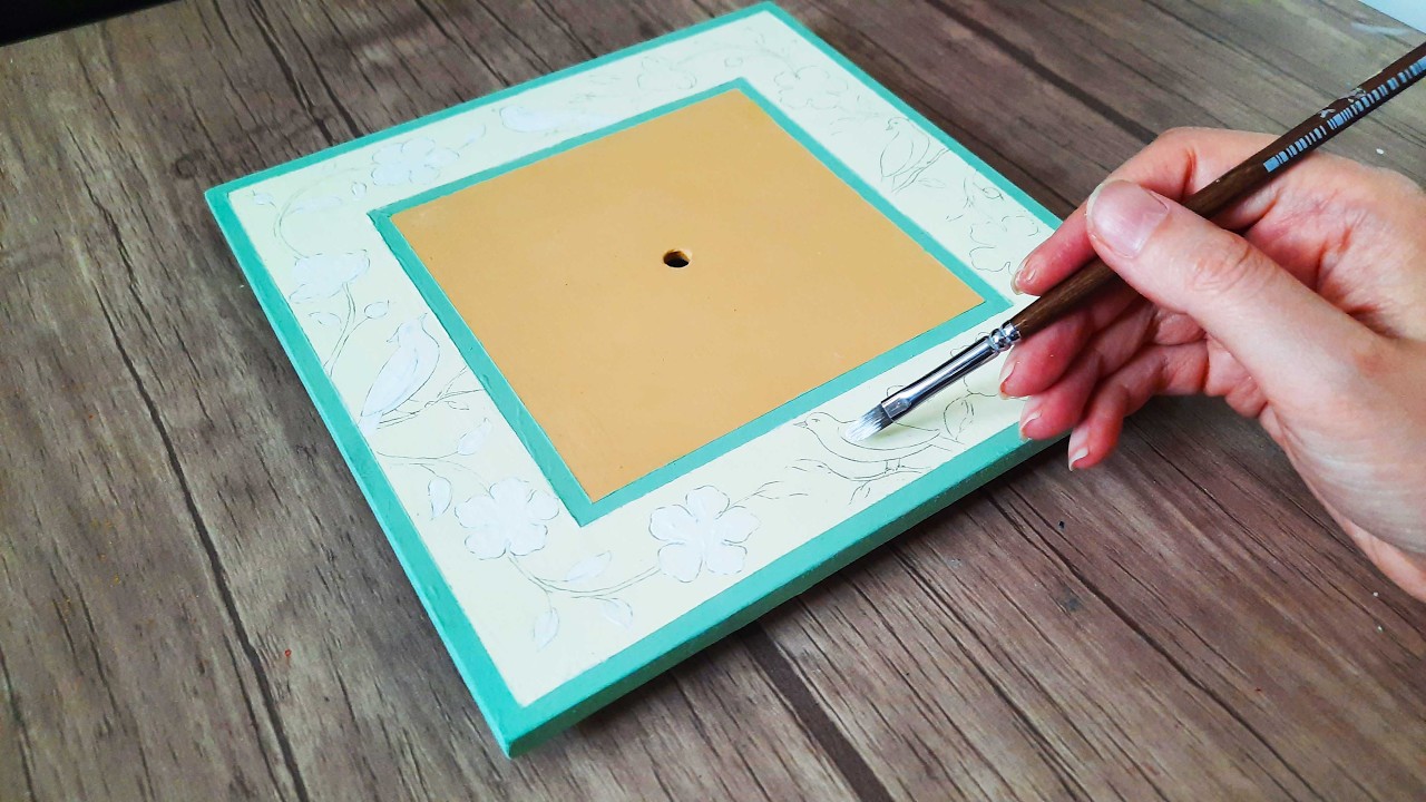 DIY | How to Painting on Wooden Wall Clock Step by Step? 🕰⏳ - YouTube