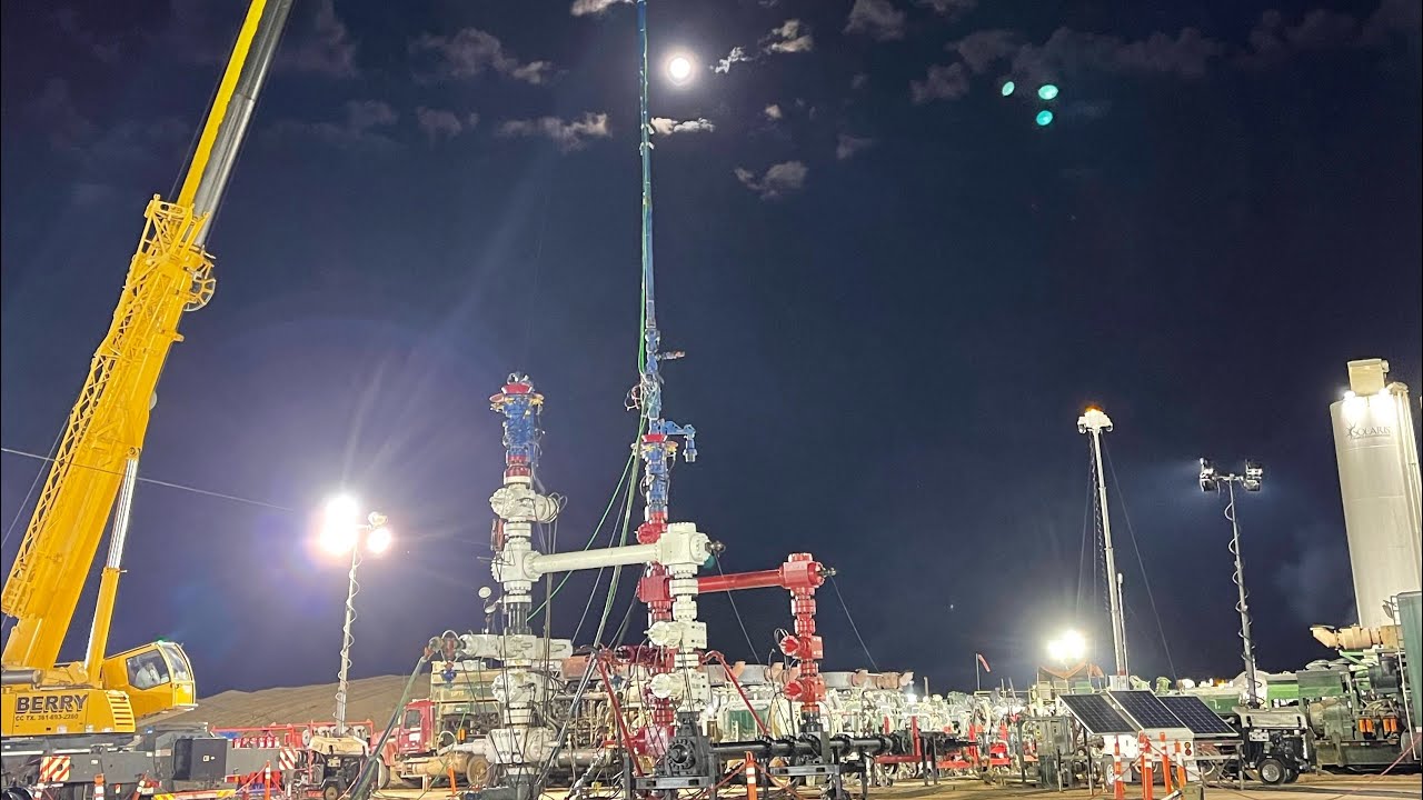 Day in the Life Working in the Oilfield - YouTube