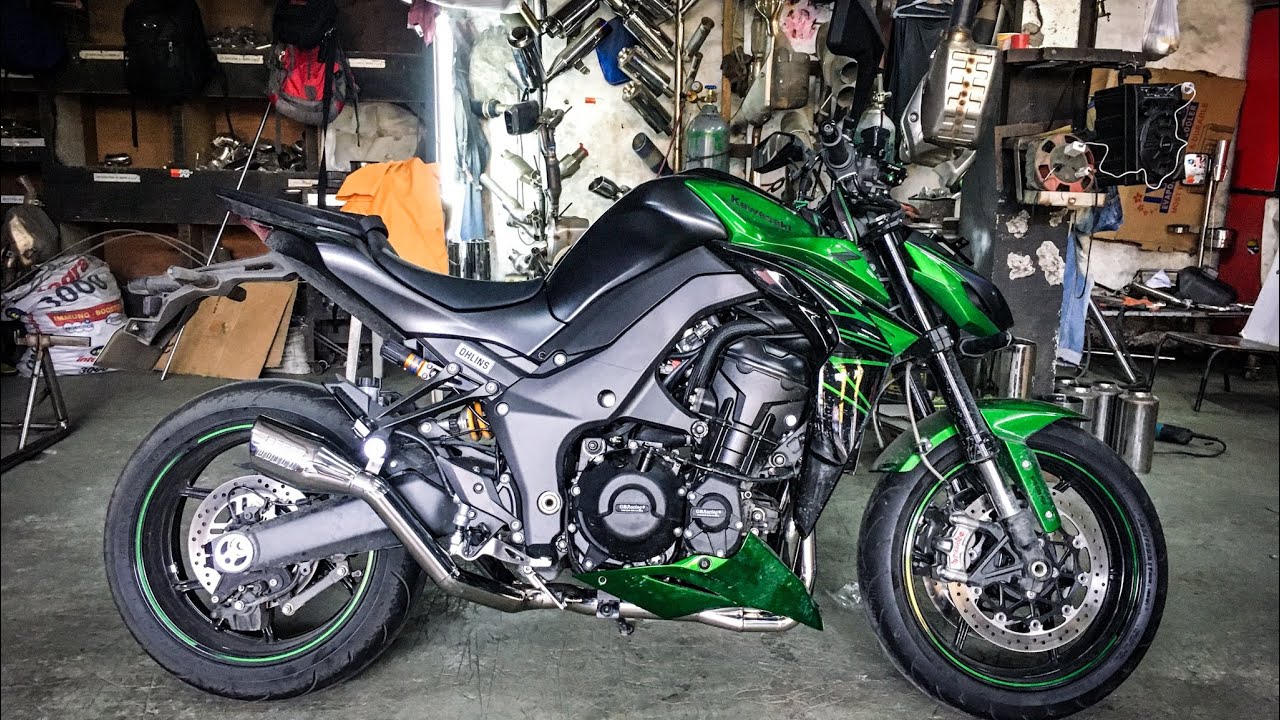 Full exhaust system on a 2022 Kawasaki Z1000 - YouTube