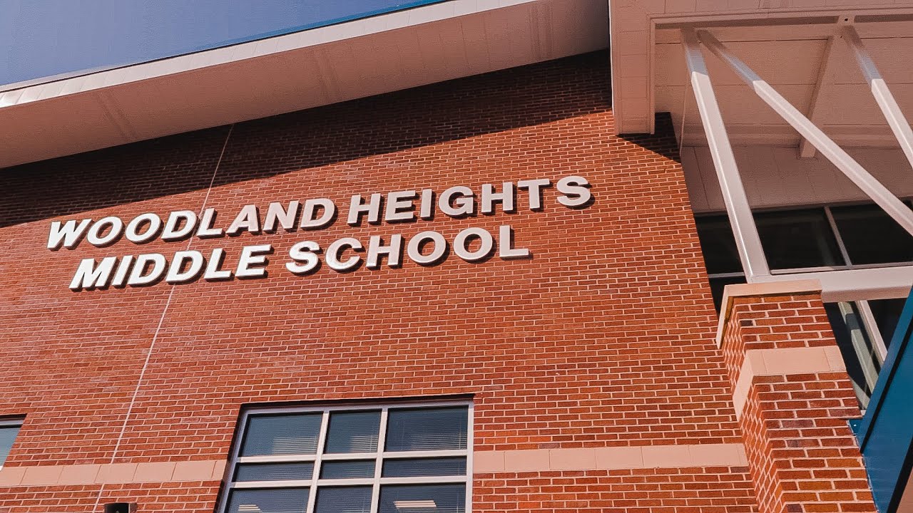 THE NEW SCHOOL ON THE BLOCK!!! Woodland Heights Middle School Tour ...