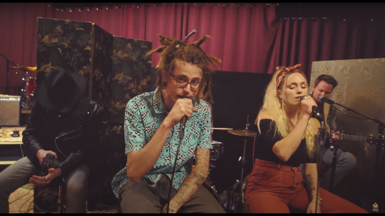 BLOOMING FIRE - ALIEN (Live Acoustic) - YouTube
