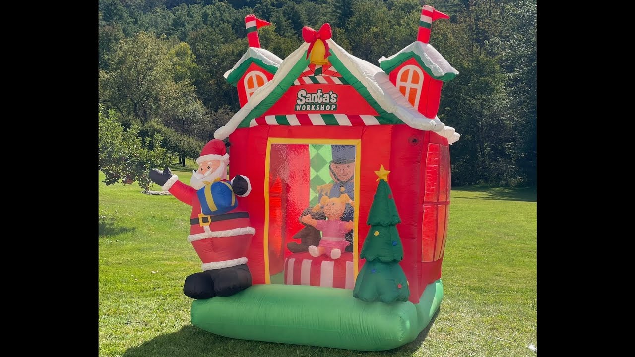 Rare Gemmy 2007 8’ Inflatable rotating santa’s workshop - YouTube