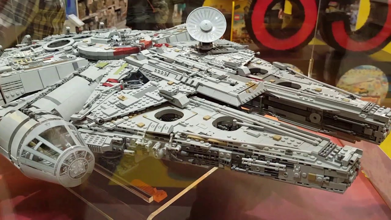 Star Wars Millennium Falcon Lego 75192 - YouTube