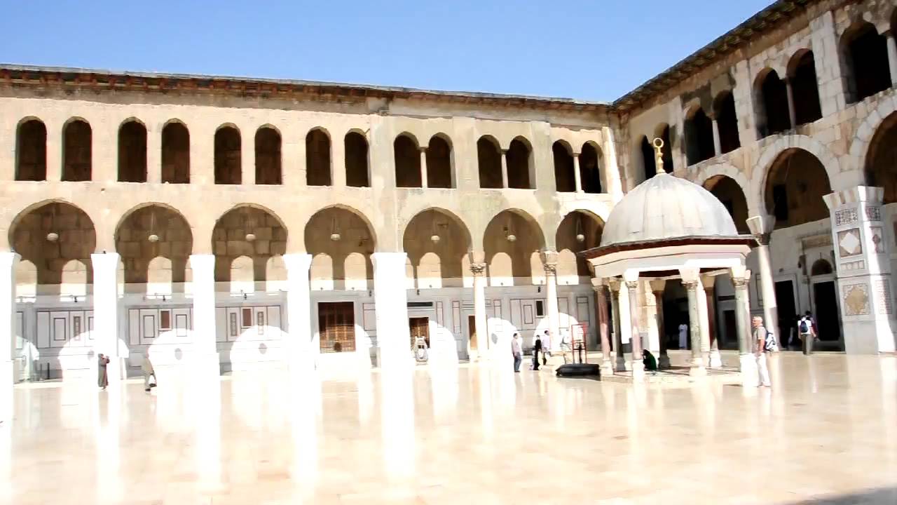 Call to Prayer at the 8th century Umayyed Mosque in Damascus - YouTube