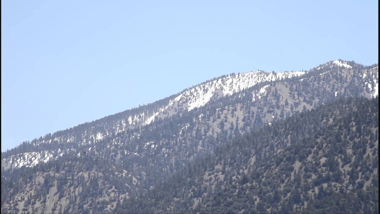 Devil's Punchbowl zoomed Mt snowy ridgeline (bumpy-hazy) HD V09435 ...