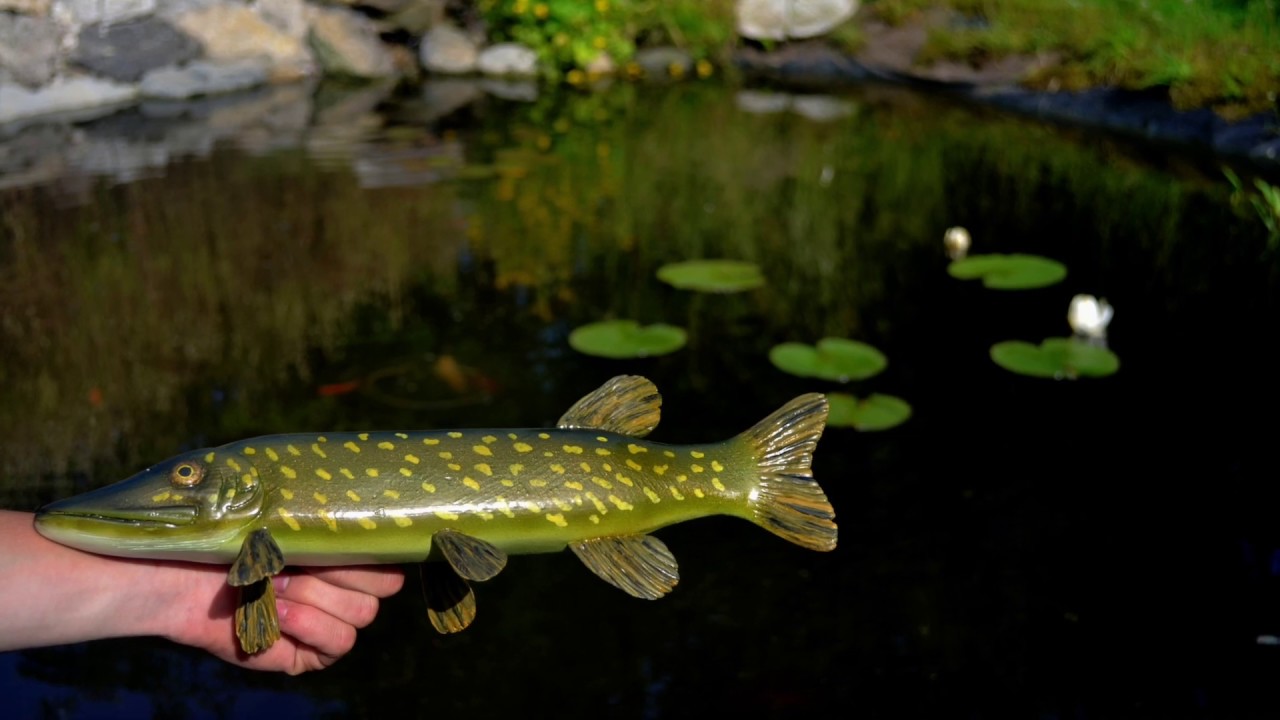 Carving A Wooden Pike Timelapse - YouTube