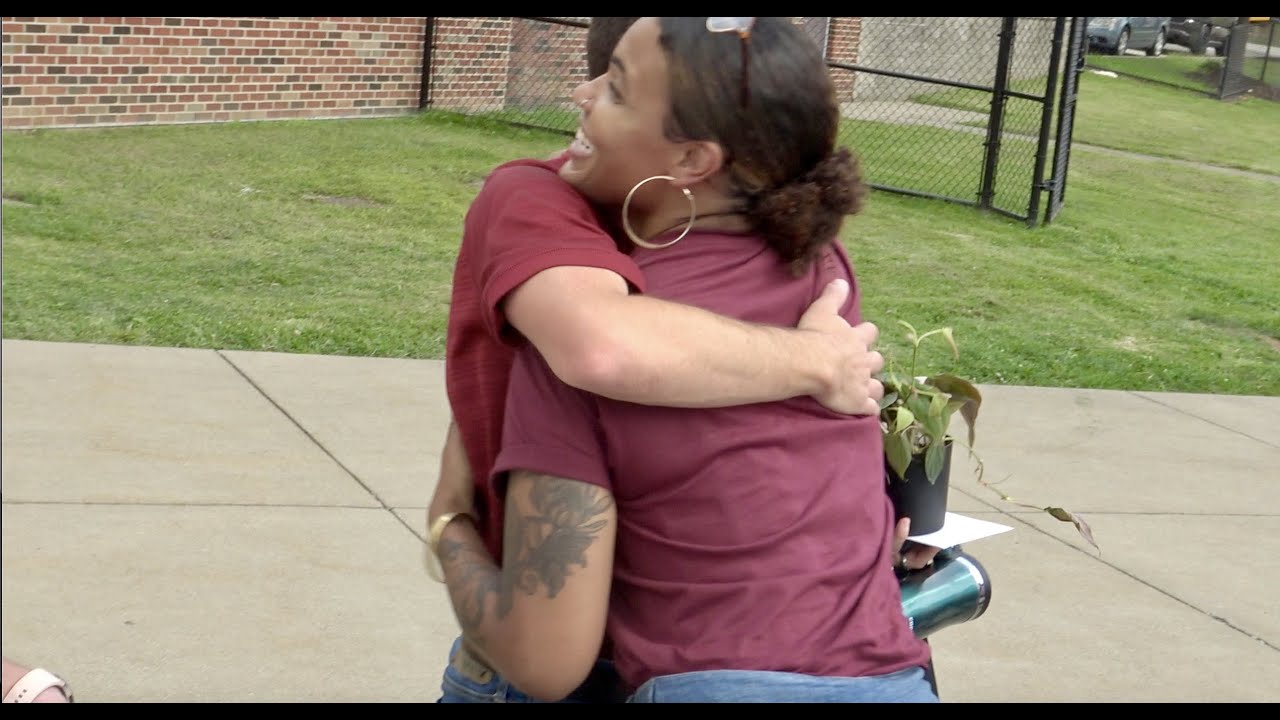 "Connect With The Community" Ep 3. Tye "Noel's Nest" Community Mogul ...