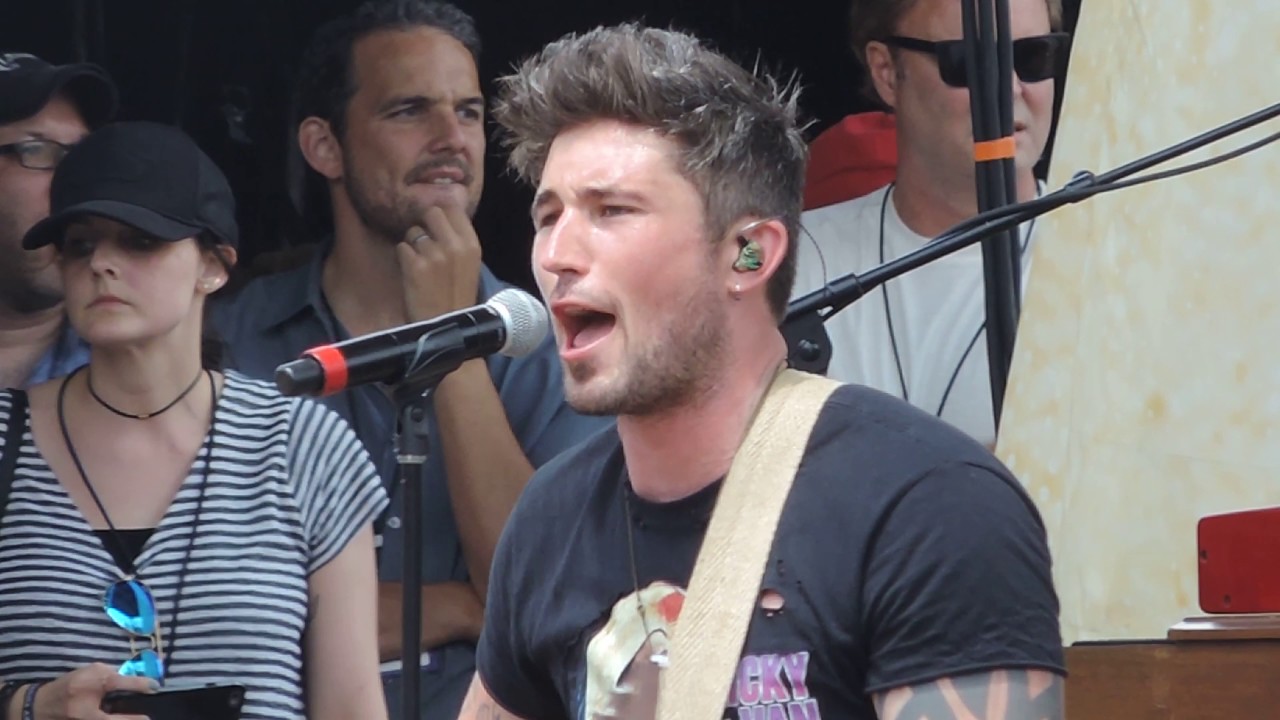 Real Men Love Jesus- Michael Ray - YouTube